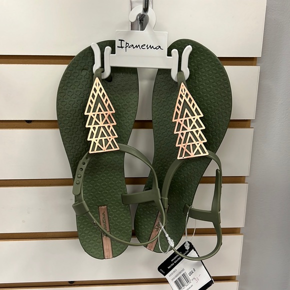 Shoes | Olive Green Sandals With Gold Detail | Poshmark